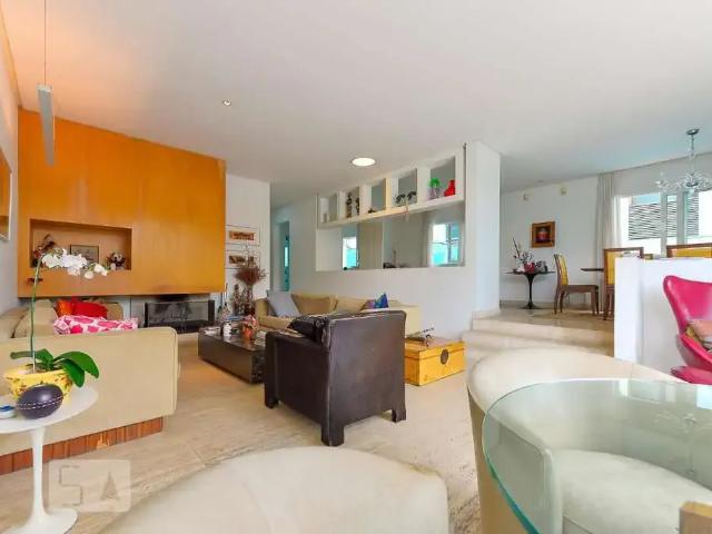 Casa / Sobrado para Venda em São Paulo/SP Vila Madalena 3 Quartos