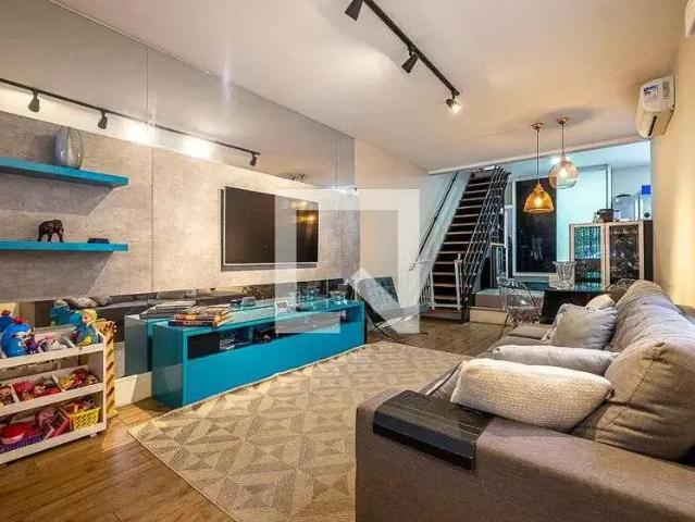 Casa / Sobrado para Venda em São Paulo/SP Vila Madalena 3 Quartos