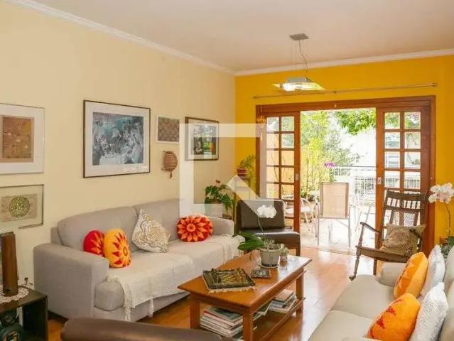 Casa / Sobrado para Venda em São Paulo/SP Vila Madalena 3 Quartos