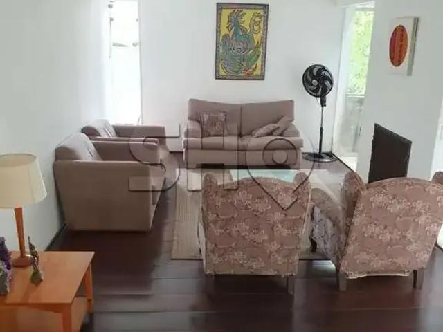 Casa / Sobrado para Venda em São Paulo/SP Vila Madalena 3 Quartos