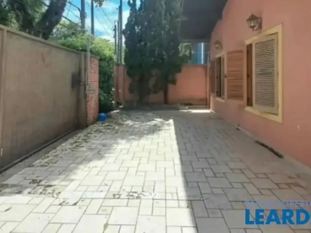 Casa / Sobrado para Venda em São Paulo/SP Vila Madalena 3 Quartos