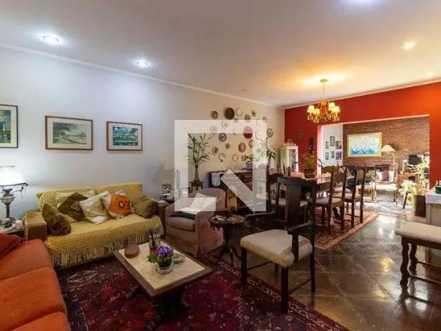 Casa / Sobrado para Venda em São Paulo/SP Vila Madalena 3 Quartos