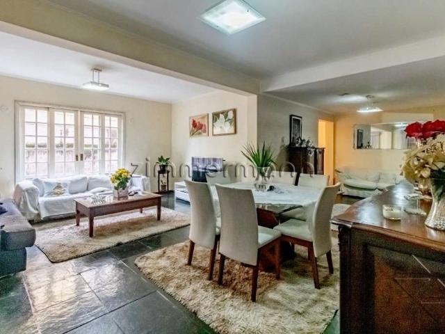 Casa / Sobrado para Venda em São Paulo/SP Vila Madalena 3 Quartos