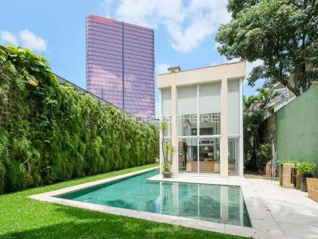 Casa / Sobrado para Venda em São Paulo/SP Vila Madalena 3 Quartos