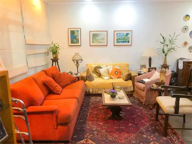 Casa / Sobrado para Venda em São Paulo/SP Vila Madalena 3 Quartos