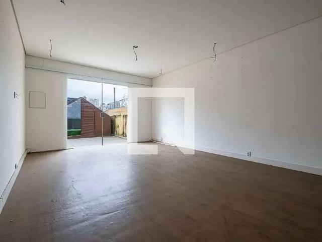 Casa / Sobrado para Venda em São Paulo/SP Vila Madalena 3 Quartos