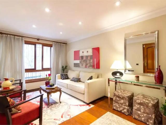 Casa / Sobrado para Venda em São Paulo/SP Vila Madalena 3 Quartos