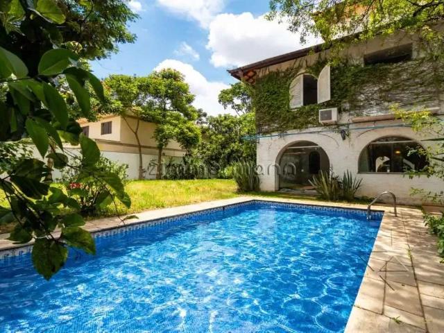 Casa / Sobrado para Venda em São Paulo/SP Vila Madalena 4 Quartos
