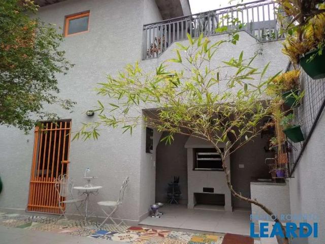Casa / Sobrado para Venda em São Paulo/SP Vila Madalena 4 Quartos
