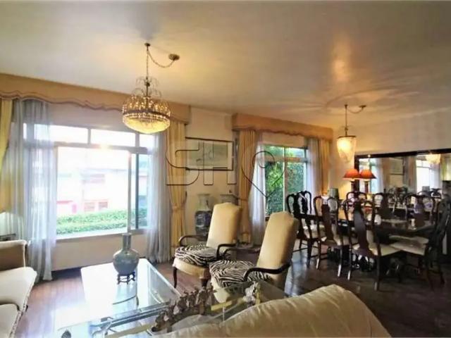 Casa / Sobrado para Venda em São Paulo/SP Vila Madalena 4 Quartos