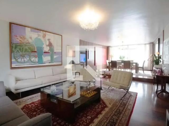 Casa / Sobrado para Venda em São Paulo/SP Vila Madalena 4 Quartos