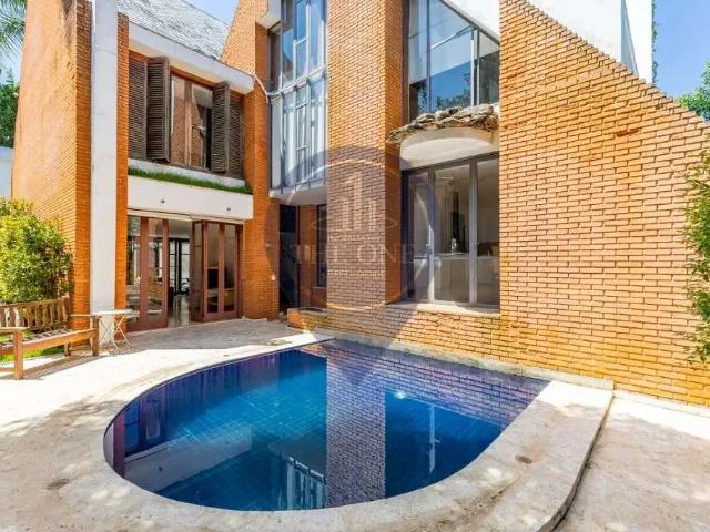 Casa / Sobrado para Venda em São Paulo/SP Vila Madalena 4 Quartos