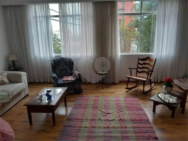 Casa / Sobrado para Venda em São Paulo/SP Vila Madalena 4 Quartos