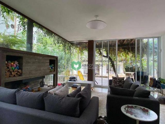 Casa / Sobrado para Venda em São Paulo/SP Vila Madalena 4 Quartos