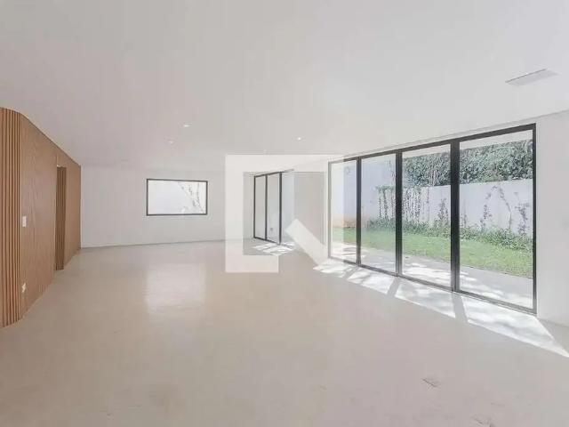 Casa / Sobrado para Venda em São Paulo/SP Vila Madalena 4 Quartos