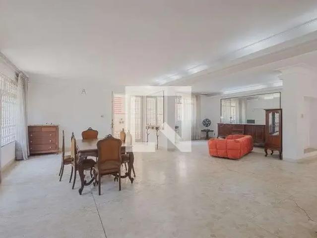 Casa / Sobrado para Venda em São Paulo/SP Vila Madalena 4 Quartos