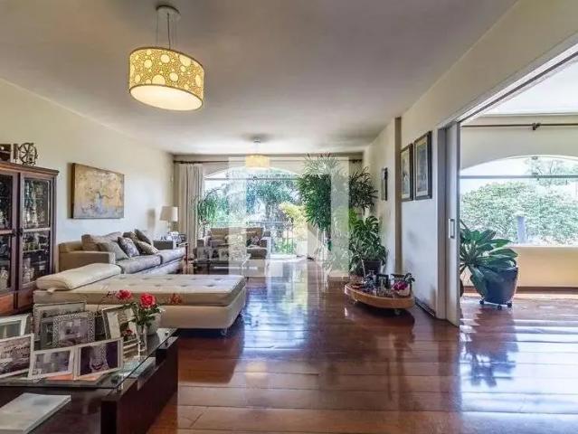 Casa / Sobrado para Venda em São Paulo/SP Vila Madalena 4 Quartos