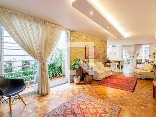 Casa / Sobrado para Venda em São Paulo/SP Vila Madalena 4 Quartos