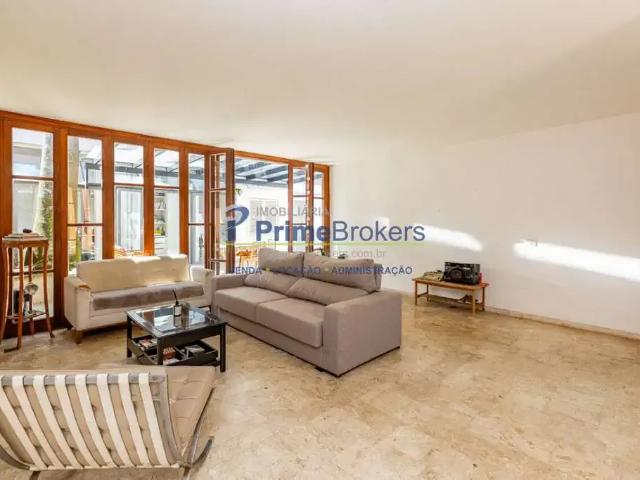 Casa / Sobrado para Venda em São Paulo/SP Vila Madalena 4 Quartos