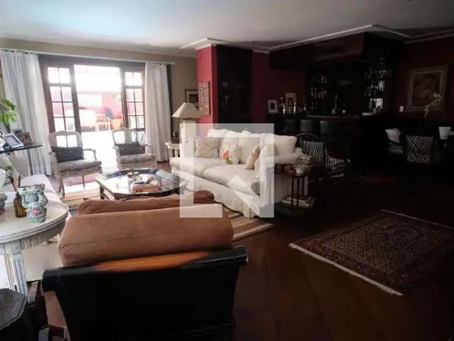 Casa / Sobrado para Venda em São Paulo/SP Vila Madalena 5 Quartos