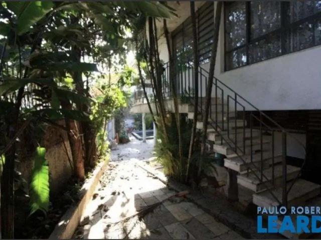 Casa / Sobrado para Venda em São Paulo/SP Vila Madalena 5 Quartos