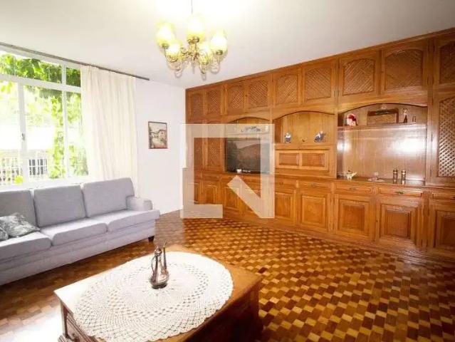Casa / Sobrado para Venda em São Paulo/SP Vila Madalena 5 Quartos