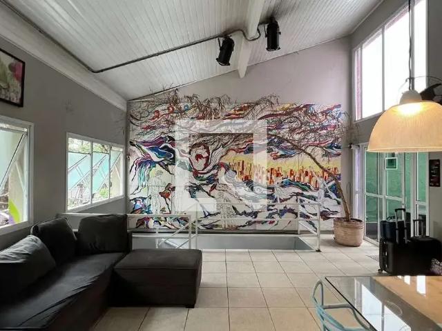 Casa / Sobrado para Venda em São Paulo/SP Vila Madalena 6 Quartos