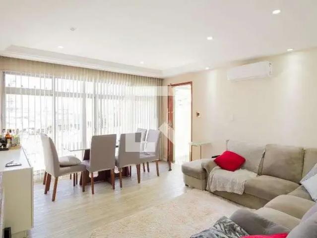 Casa / Sobrado para Venda em São Paulo/SP Vila Matilde 4 Quartos