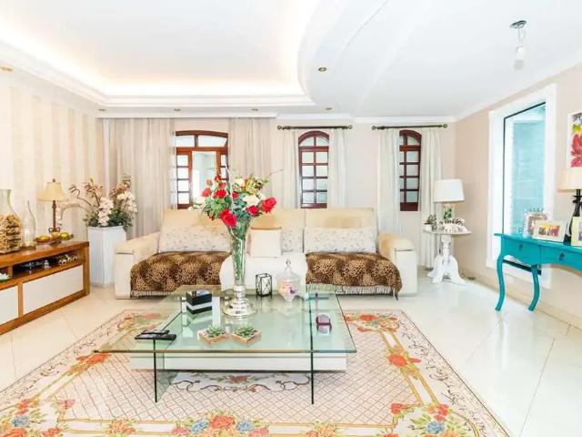 Casa / Sobrado para Venda em São Paulo/SP Vila Mazzei 4 Quartos