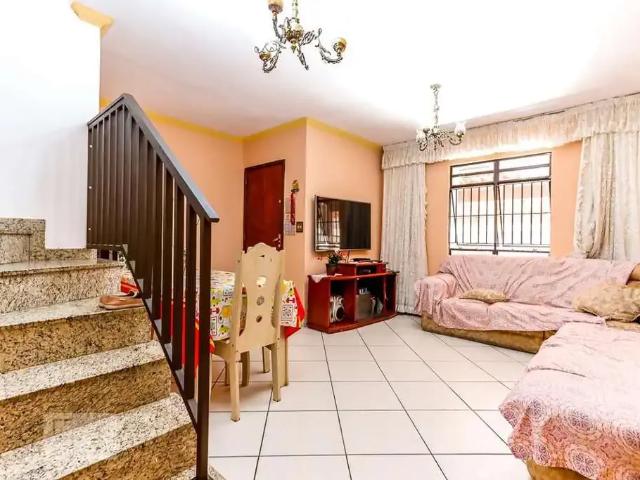 Casa / Sobrado para Venda em São Paulo/SP Vila Mazzei 4 Quartos