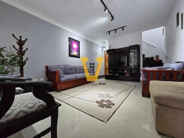 Casa / Sobrado para Venda em São Paulo/SP Vila Mazzei 6 Quartos
