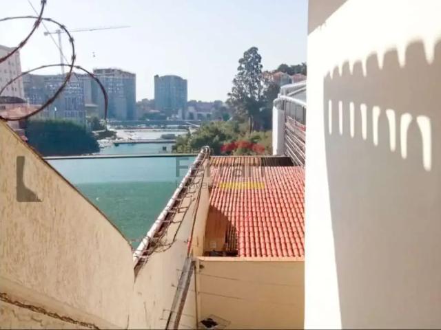 Casa / Sobrado para Venda em São Paulo/SP Vila Mazzei 2 Quartos