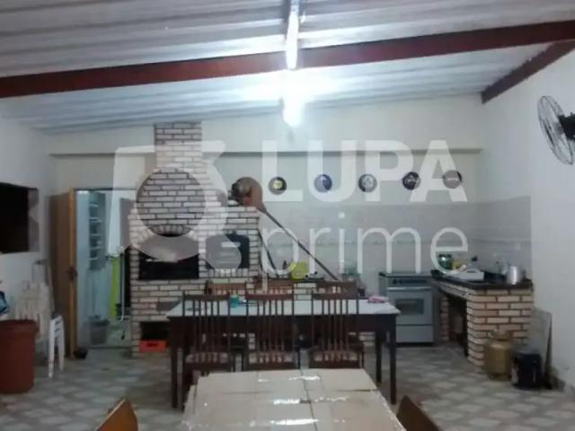 Casa / Sobrado para Venda em São Paulo/SP Vila Medeiros 4 Quartos