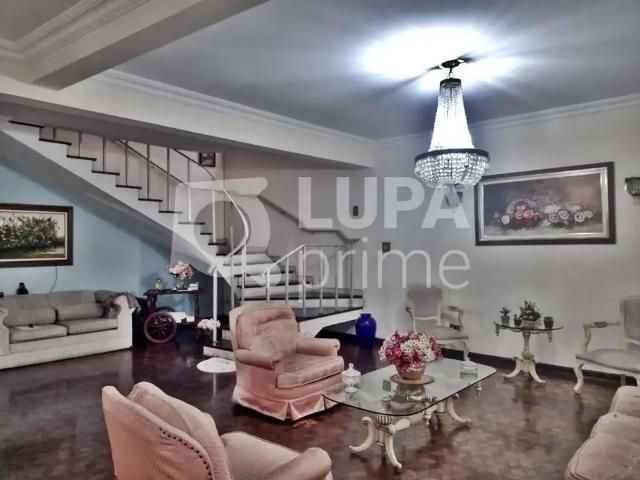 Casa / Sobrado para Venda em São Paulo/SP Vila Medeiros 4 Quartos