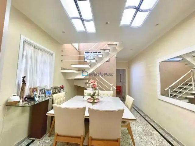 Casa / Sobrado para Venda em São Paulo/SP Vila Moinho Velho 4 Quartos