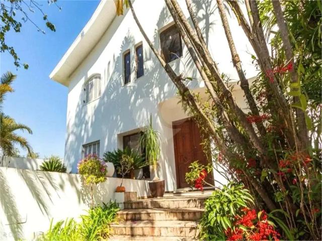 Casa / Sobrado para Venda em São Paulo/SP Vila Morumbi 4 Quartos