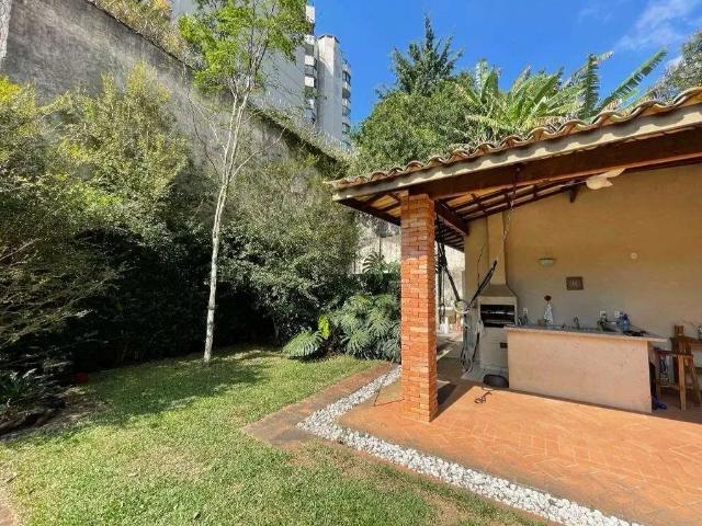 Casa / Sobrado para Venda em São Paulo/SP Vila Morumbi 4 Quartos