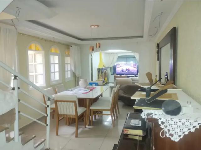 Casa / Sobrado para Venda em São Paulo/SP Vila Nilo 4 Quartos