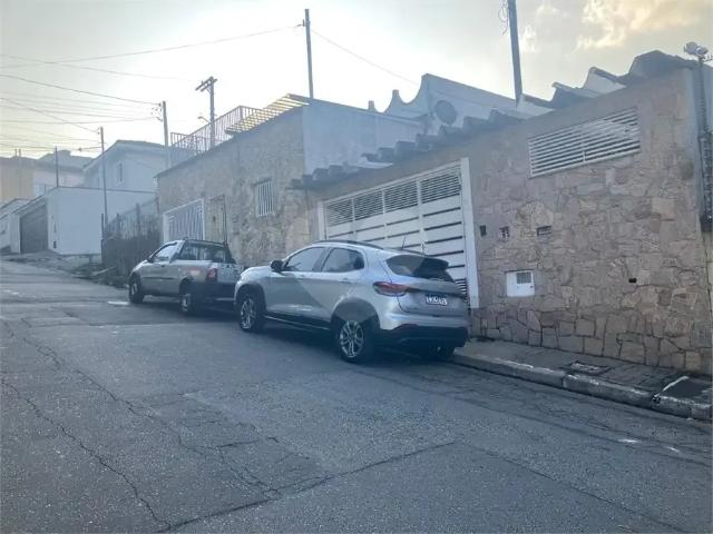 Casa / Sobrado para Venda em São Paulo/SP Vila Nivi 3 Quartos