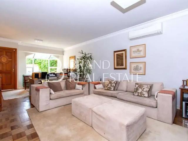 Casa / Sobrado para Venda em São Paulo/SP Vila Nova Conceição 3 Quartos