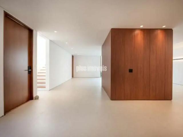 Casa / Sobrado para Venda em São Paulo/SP Vila Nova Conceição 3 Quartos