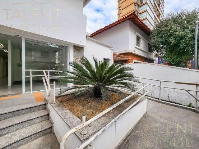 Casa / Sobrado para Venda em São Paulo/SP Vila Nova Conceição 4 Quartos