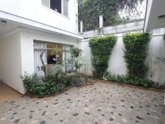 Casa / Sobrado para Venda em São Paulo/SP Vila Nova Conceição 5 Quartos
