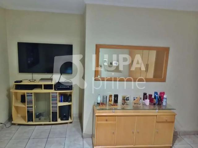Casa / Sobrado para Venda em São Paulo/SP Vila Nova Galvão 2 Quartos