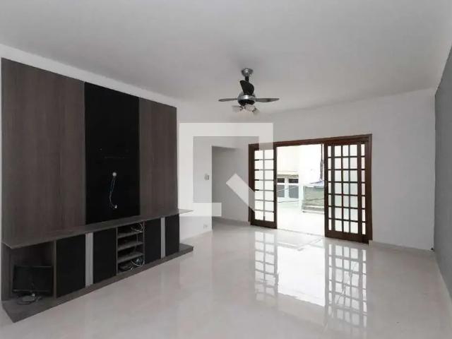 Casa / Sobrado para Venda em São Paulo/SP Vila Nova Galvão 3 Quartos