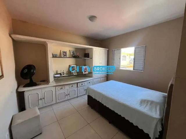 Casa / Sobrado para Venda em São Paulo/SP Vila Nova Galvão 4 Quartos