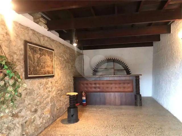 Casa / Sobrado para Venda em São Paulo/SP Tremembé 5 Quartos