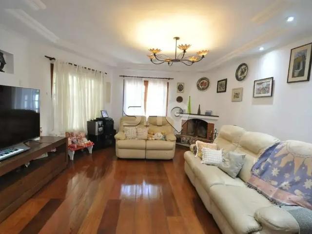 Casa / Sobrado para Venda em São Paulo/SP Vila Albertina 5 Quartos