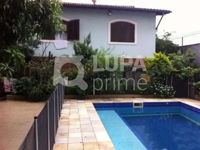 Casa / Sobrado para Venda em São Paulo/SP Vila Amália 5 Quartos