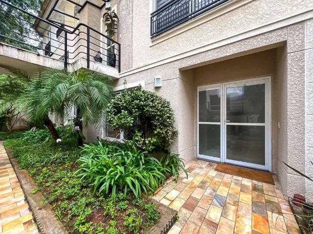 Casa / Sobrado para Venda em São Paulo/SP Vila Andrade 3 Quartos